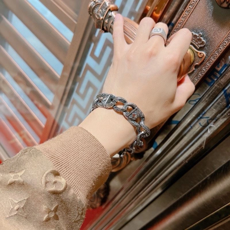 Exact replica Gucci Bracelets