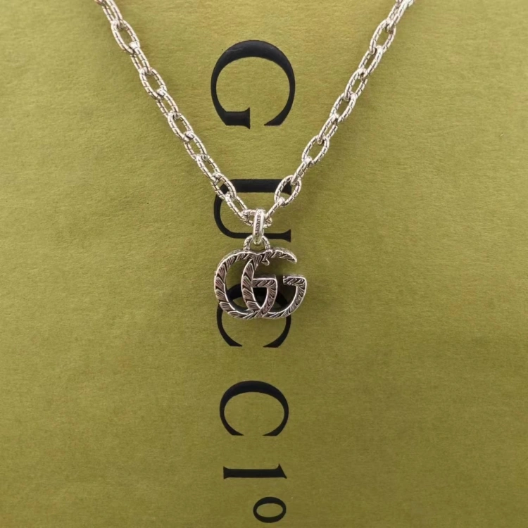 Value-priced Gucci Bracelets
