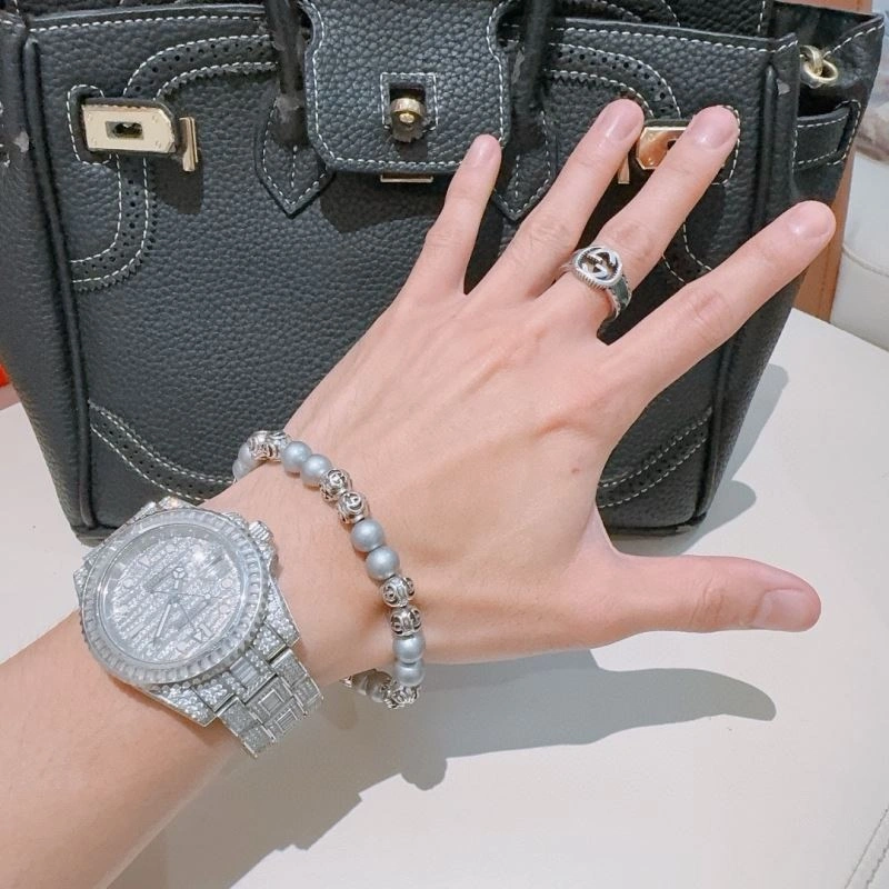 Value-priced Gucci Bracelets