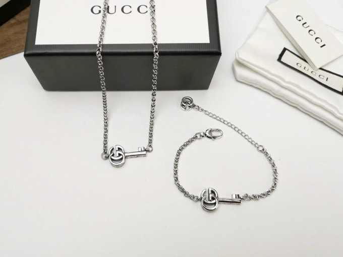 Bargain Gucci Bracelets