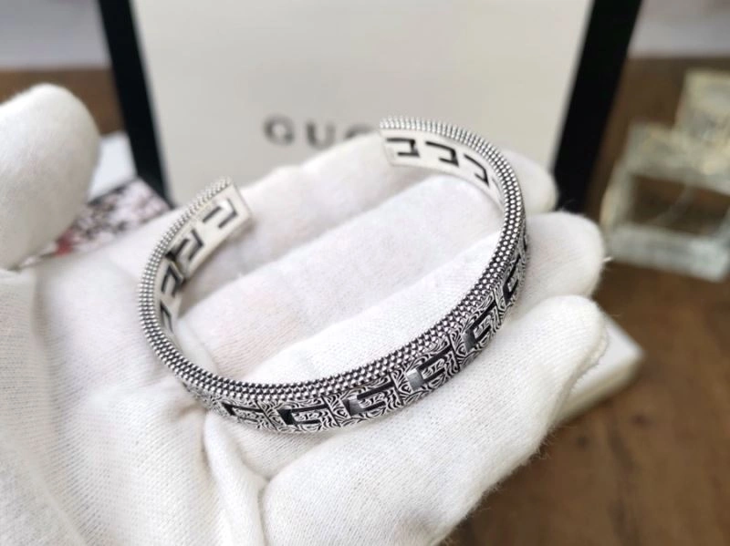Precise copy Gucci Bracelets