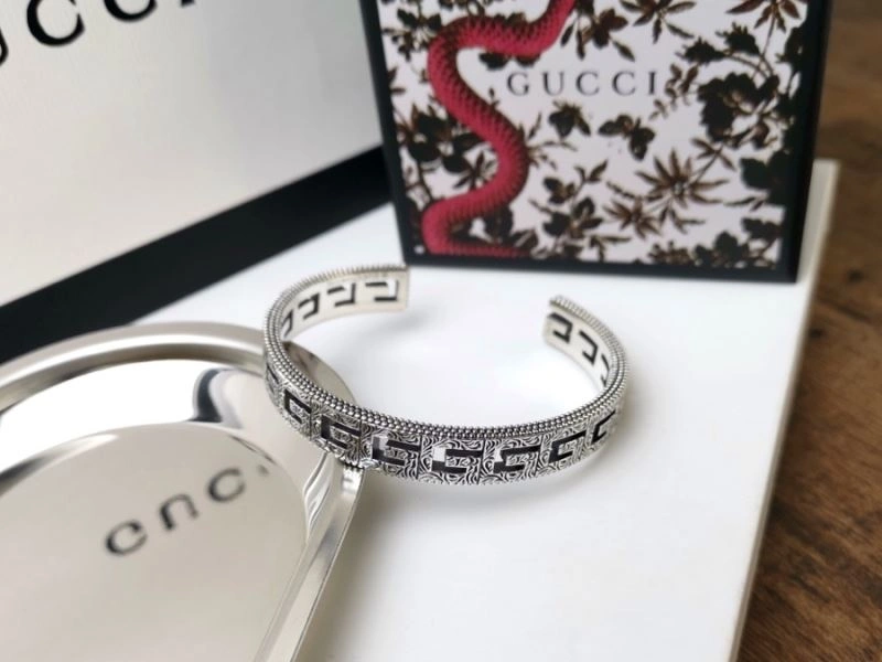 Precise copy Gucci Bracelets