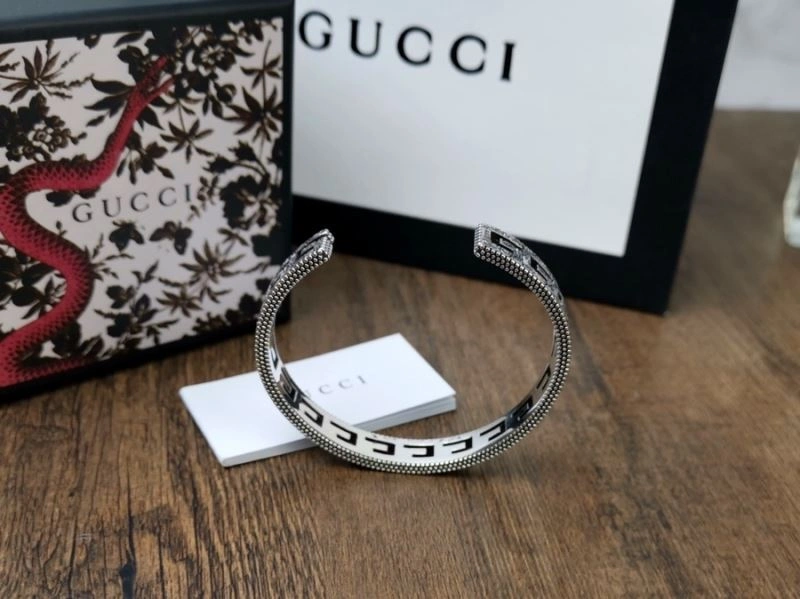 Precise copy Gucci Bracelets