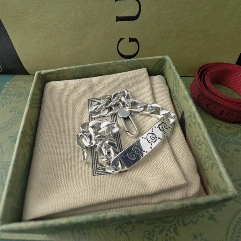 Brand-authenticated Gucci Bracelets