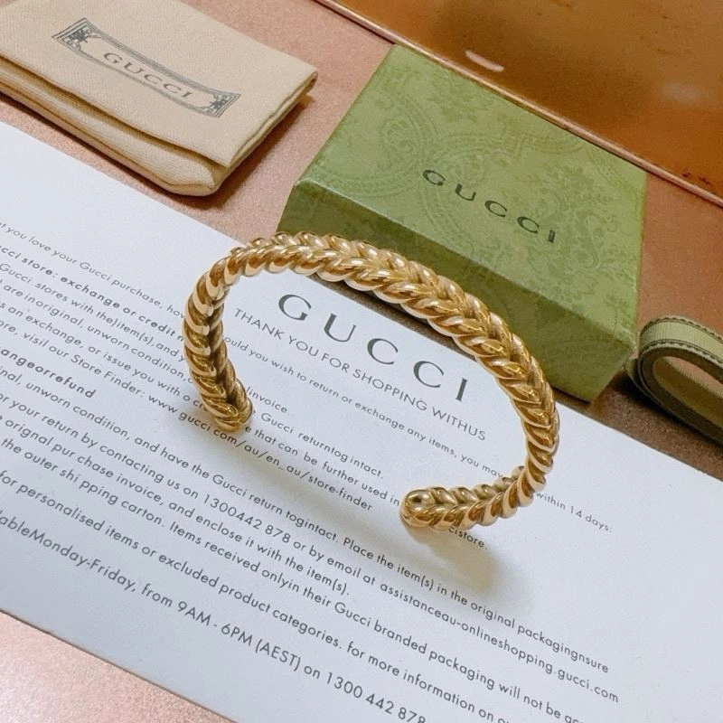 Low-cost Gucci Bracelets