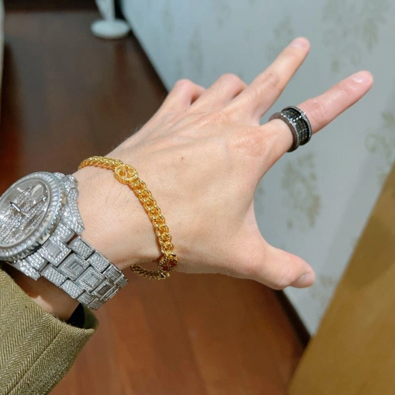1:1 copy Gucci Bracelets