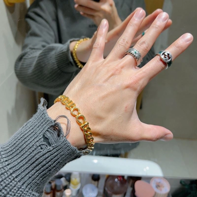 Low-cost Gucci Bracelets