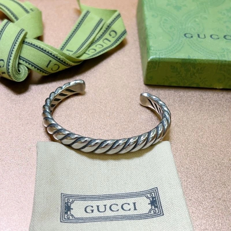 Top mirror Gucci Bracelets