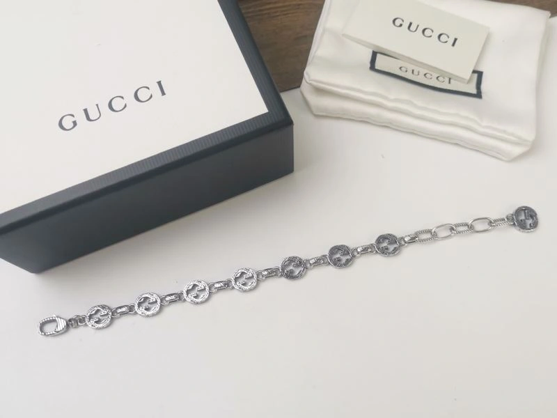 Low-cost Gucci Bracelets