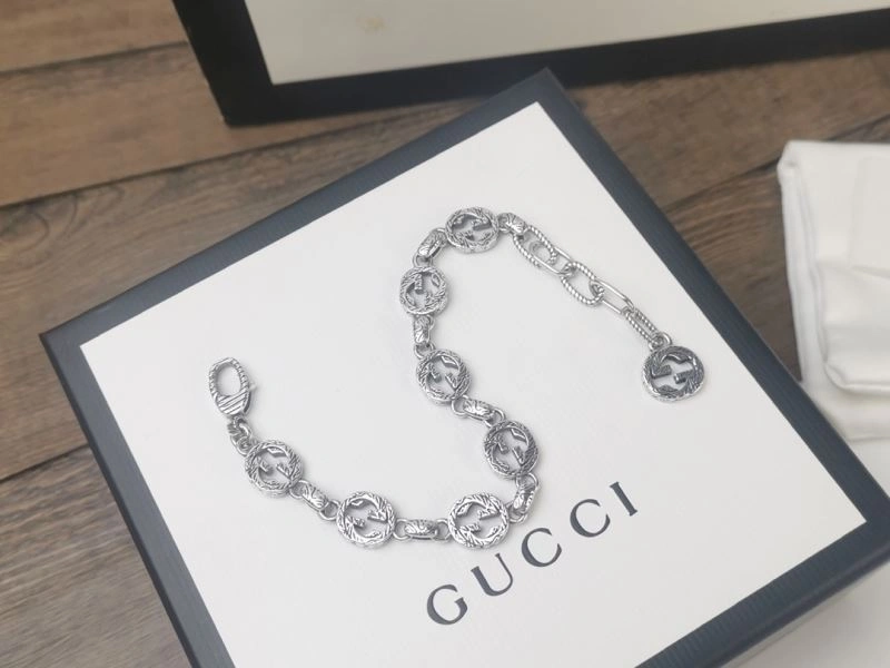 Low-cost Gucci Bracelets