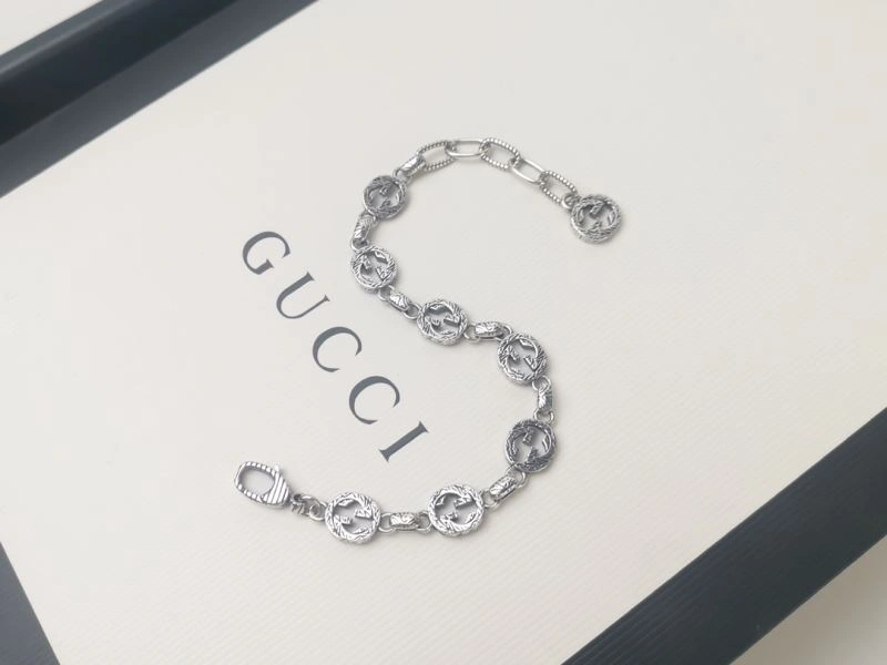 Low-cost Gucci Bracelets