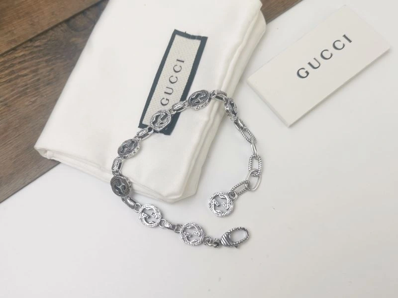 Low-cost Gucci Bracelets