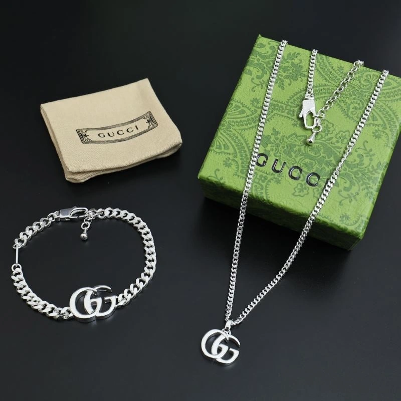 Value-priced Gucci Bracelets