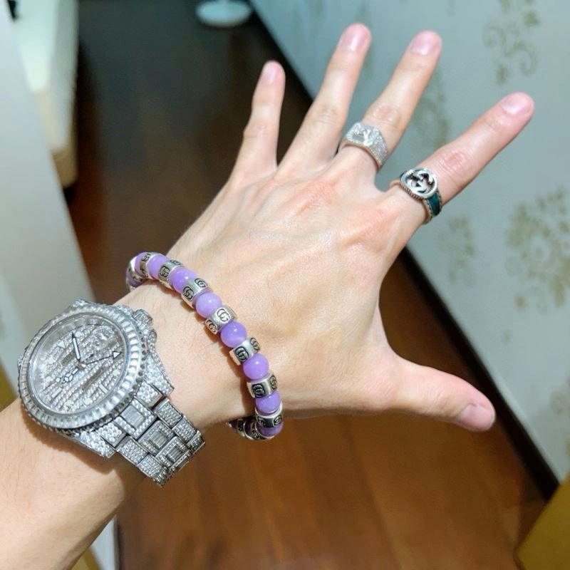 Value-priced Gucci Bracelets