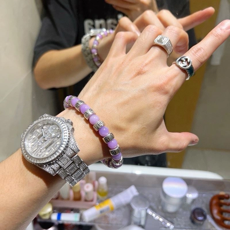Value-priced Gucci Bracelets