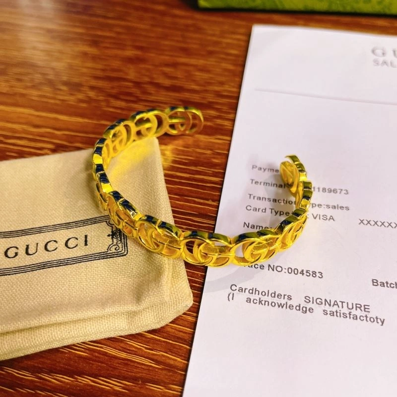 Value-priced Gucci Bracelets
