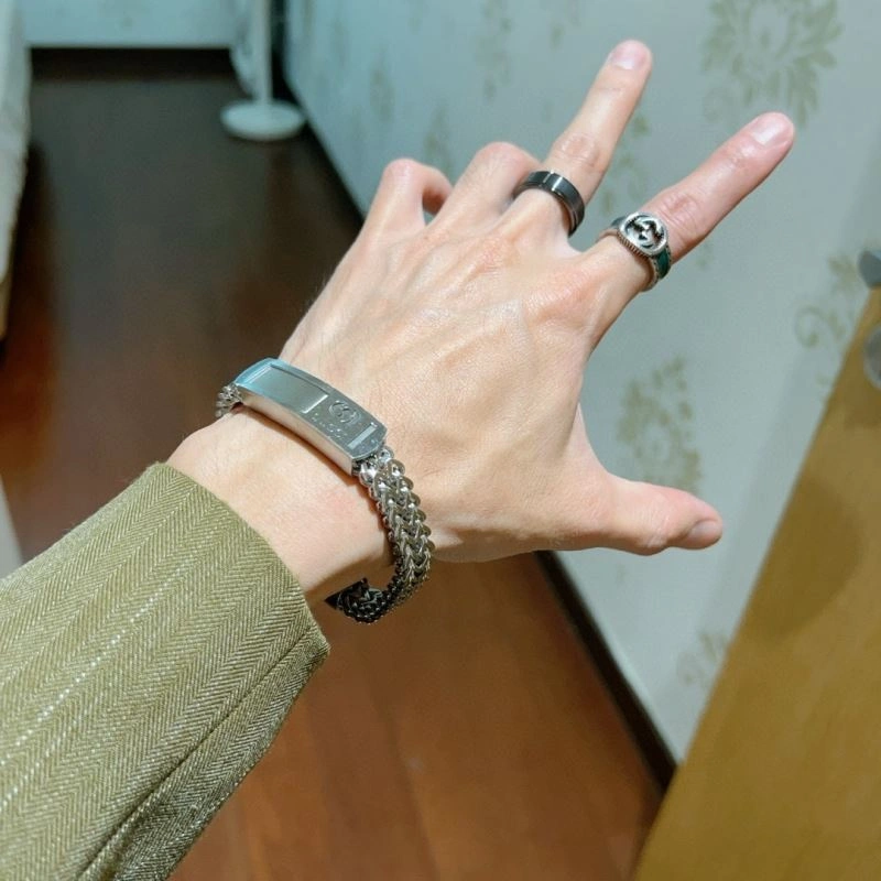 Low-cost Gucci Bracelets