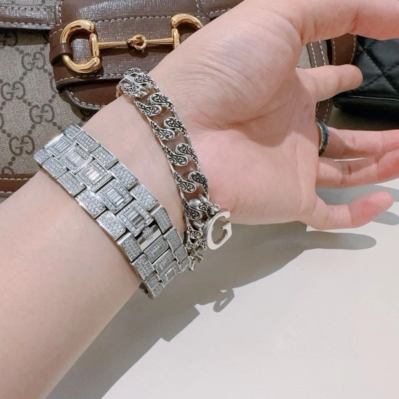 Indistinguishable Gucci Bracelets