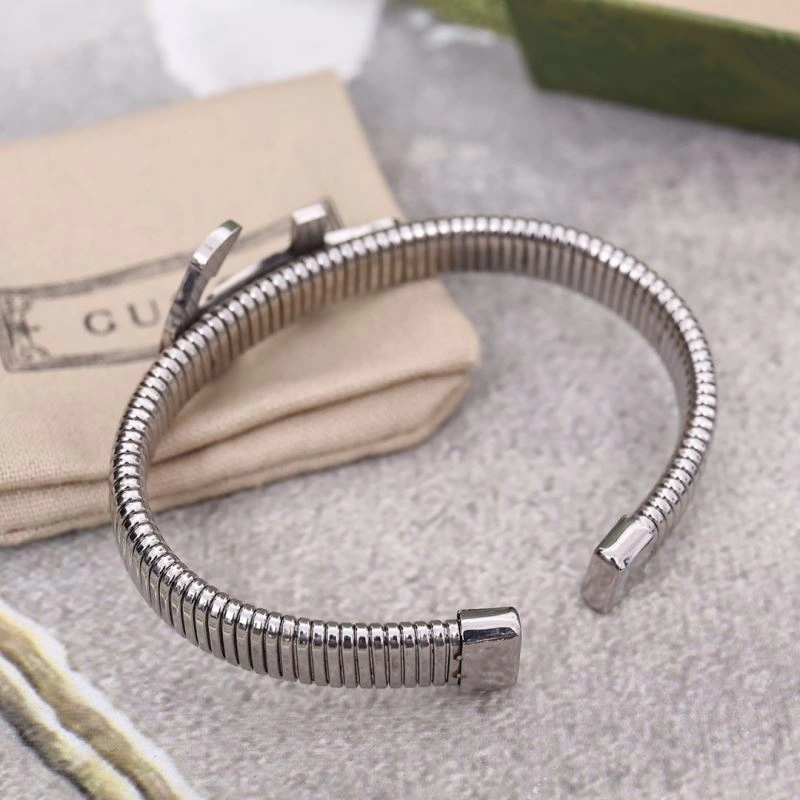 Low-cost Gucci Bracelets