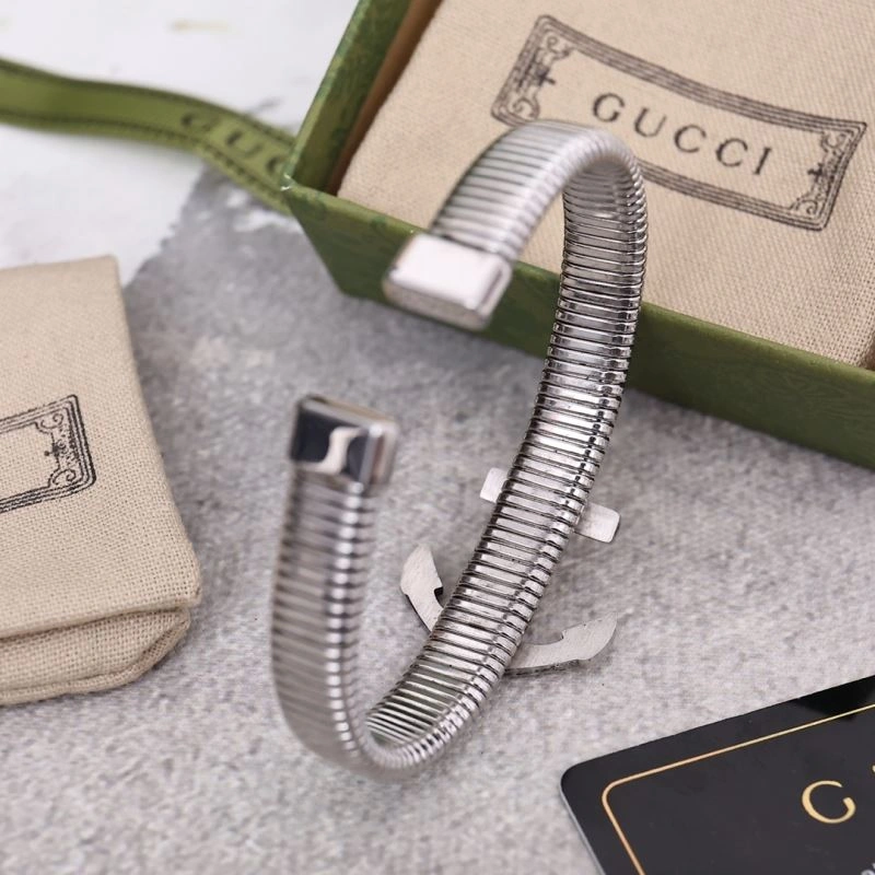 Low-cost Gucci Bracelets