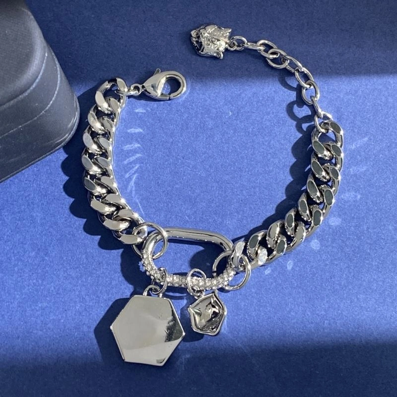 Bargain Gucci Bracelets