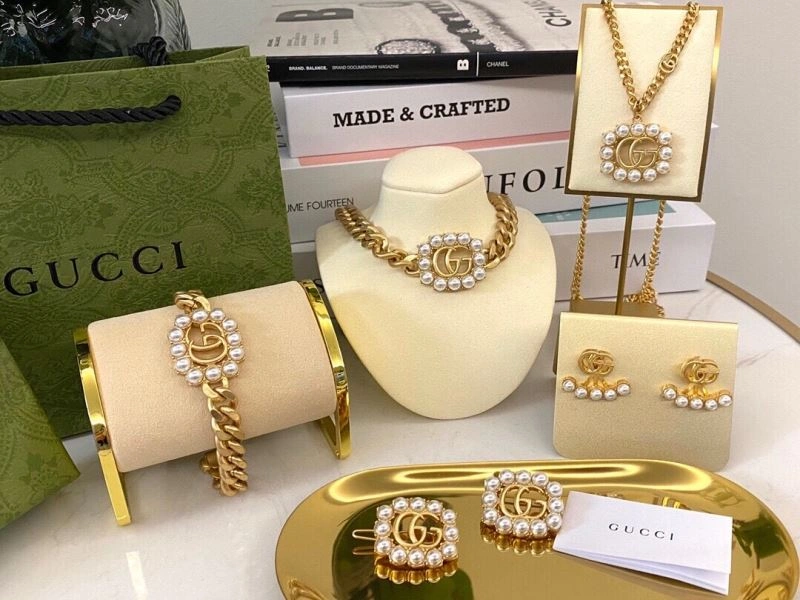 Brand-authenticated Gucci Bracelets
