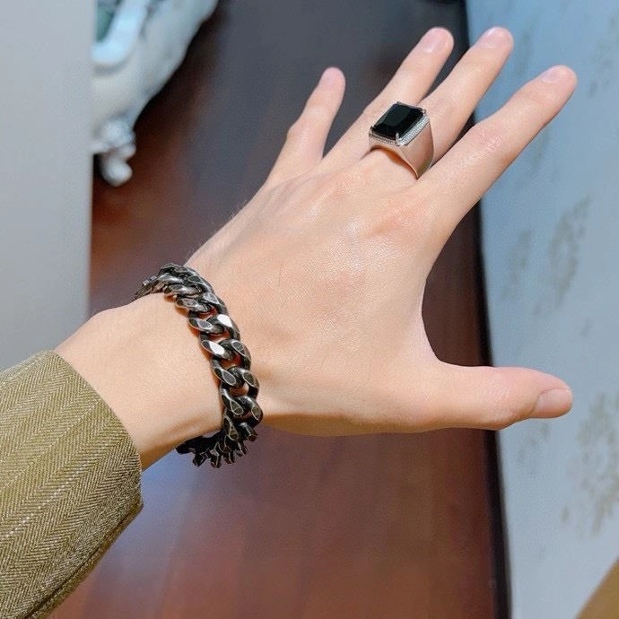 Factory-made Gucci Bracelets