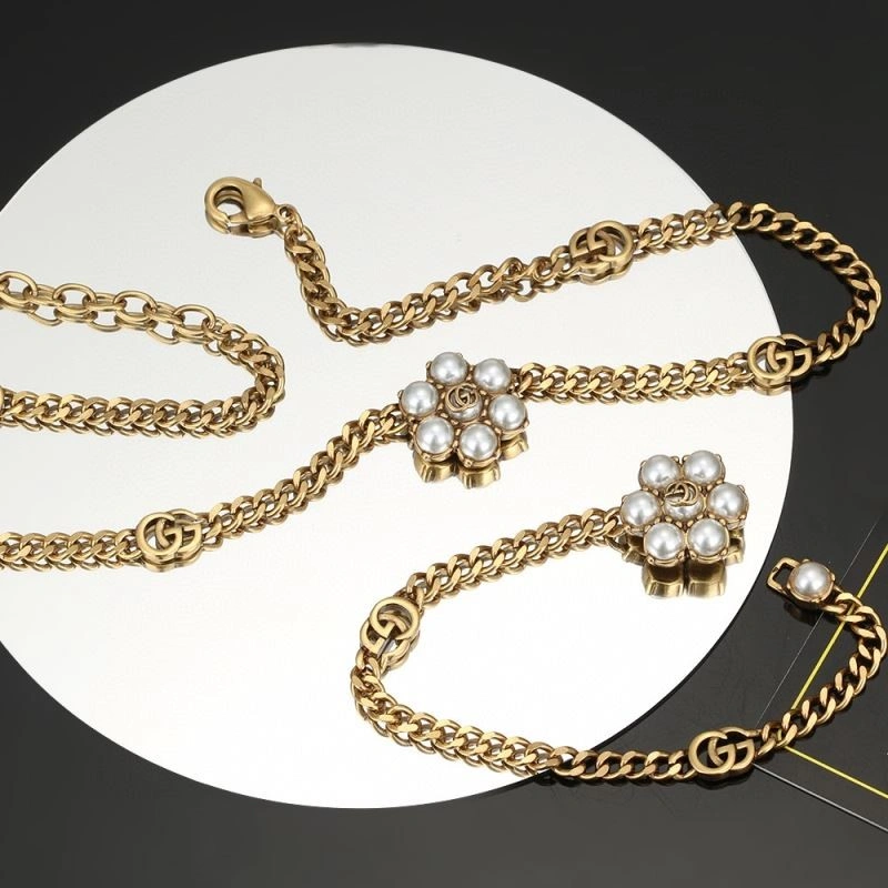 Low-cost Gucci Bracelets