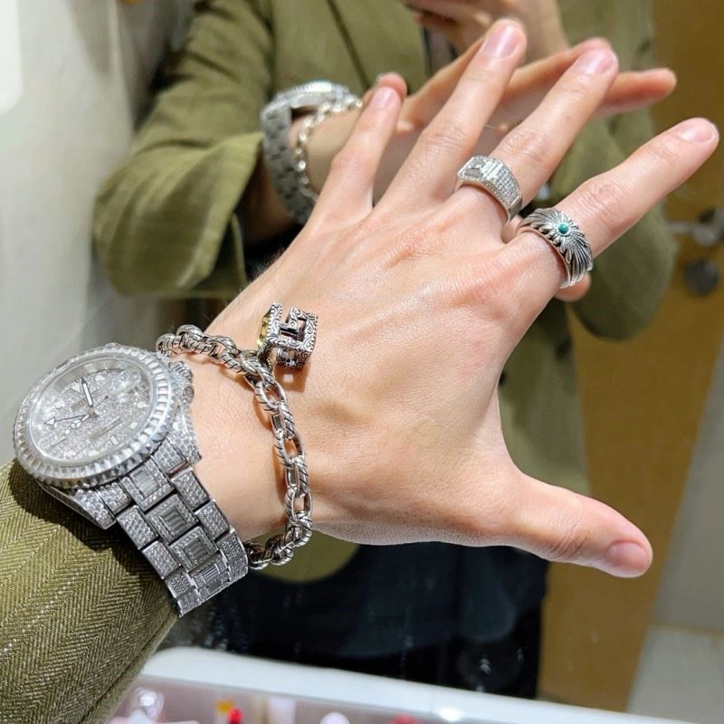 Value-priced Gucci Bracelets