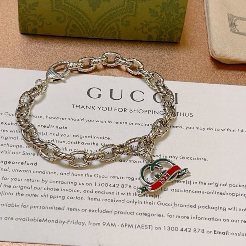 Low-cost Gucci Bracelets