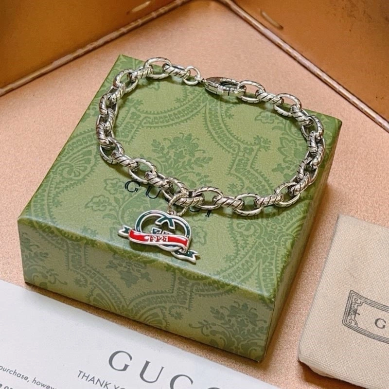 Low-cost Gucci Bracelets