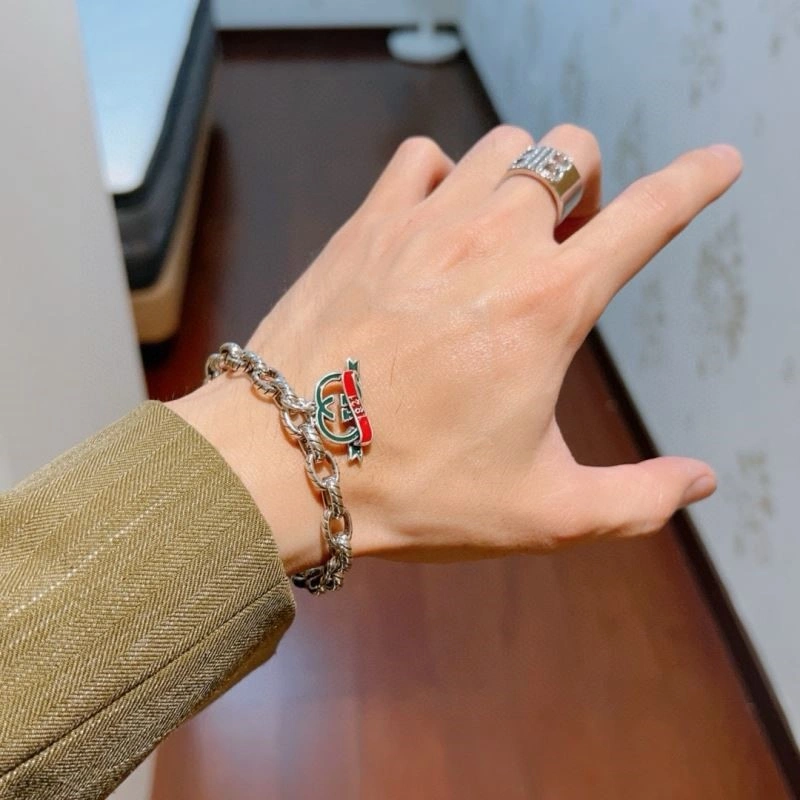Low-cost Gucci Bracelets