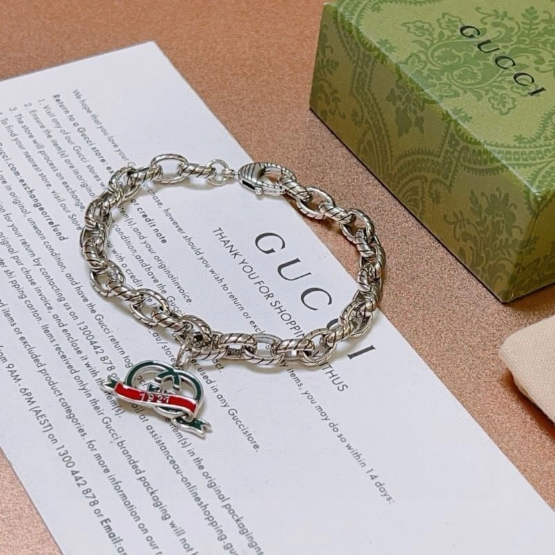 Low-cost Gucci Bracelets