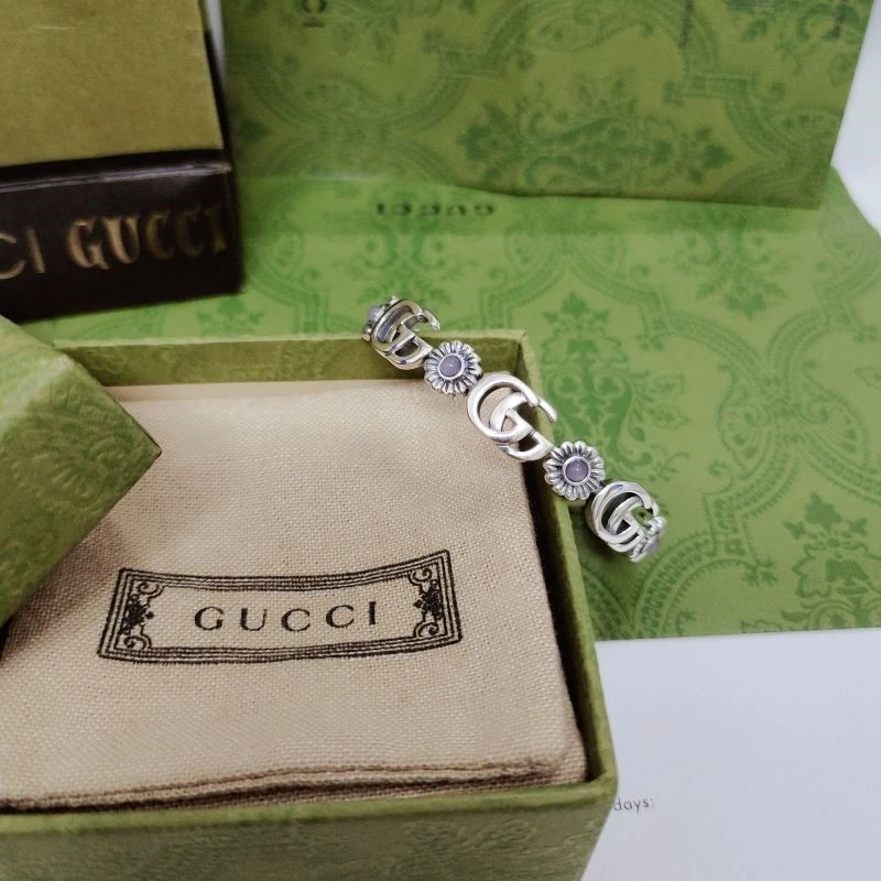 Indistinguishable Gucci Bracelets