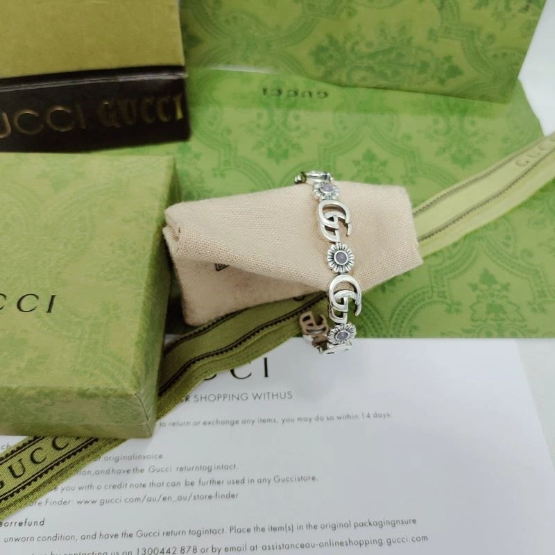 Indistinguishable Gucci Bracelets