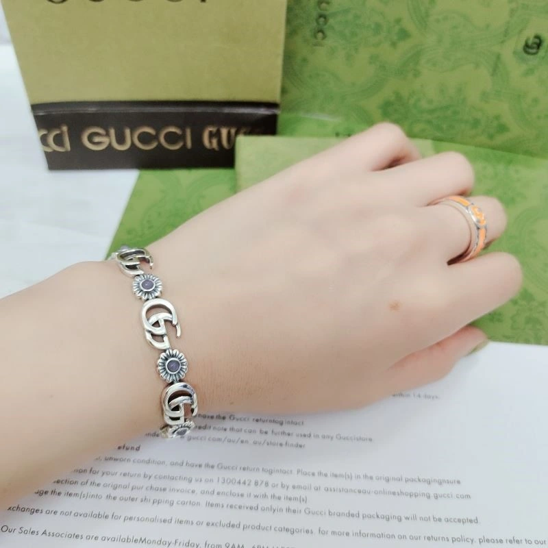 Indistinguishable Gucci Bracelets