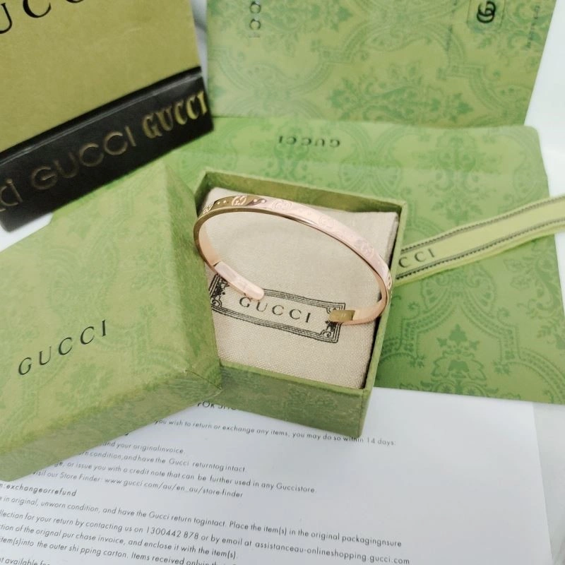 Value-priced Gucci Bracelets