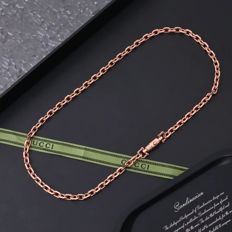 Indistinguishable Gucci Bracelets