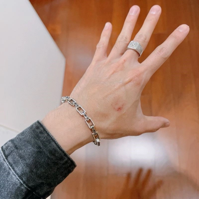 Economical Gucci Bracelets