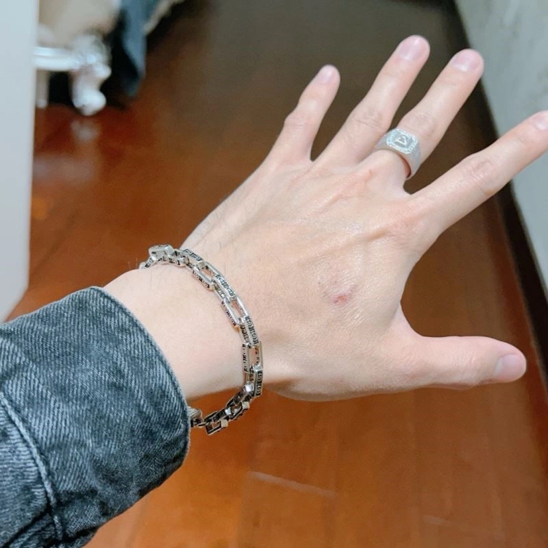 Economical Gucci Bracelets
