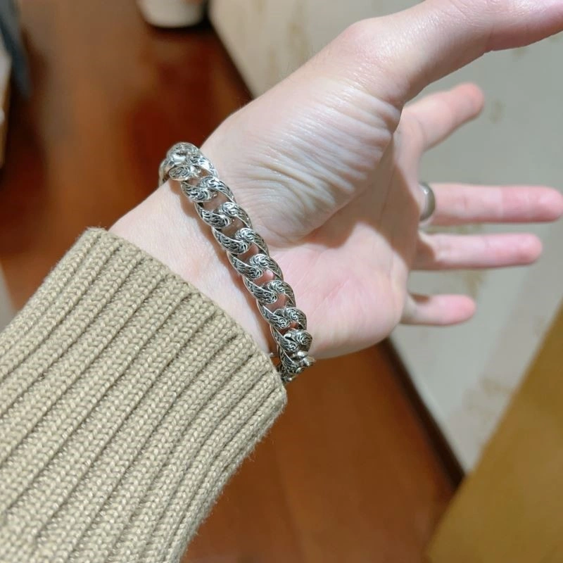 Low-cost Gucci Bracelets