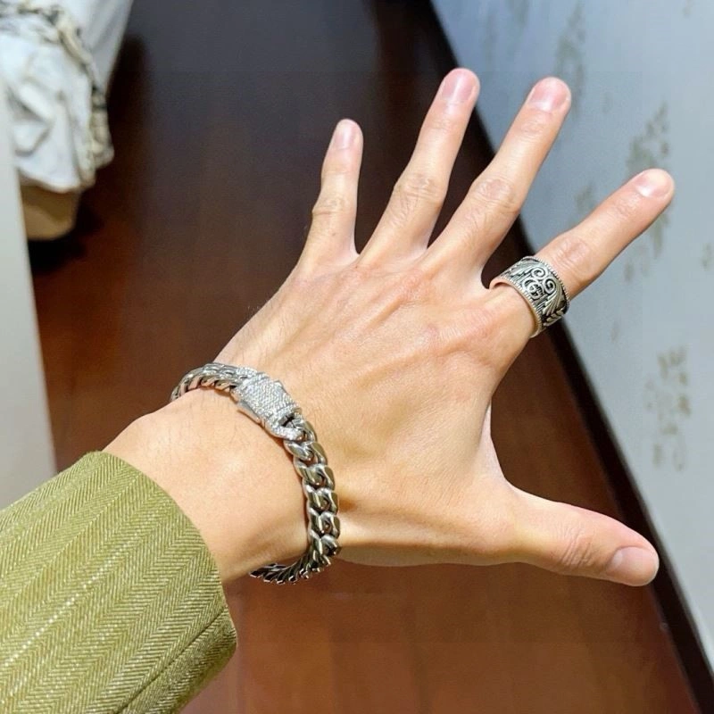 Accurate model Gucci Bracelets