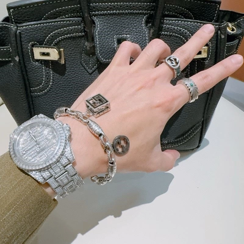 Bargain Gucci Bracelets