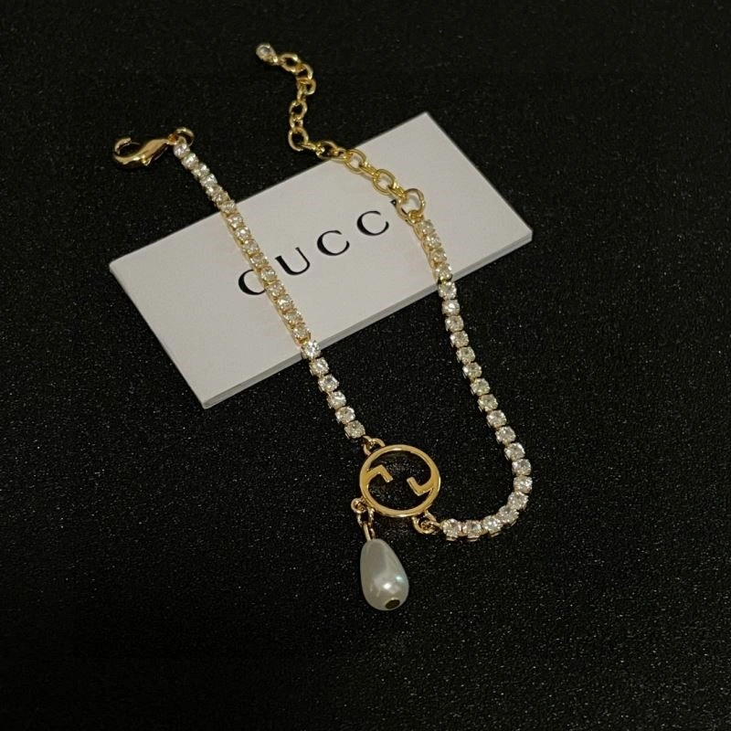 Brand-authenticated Gucci Bracelets