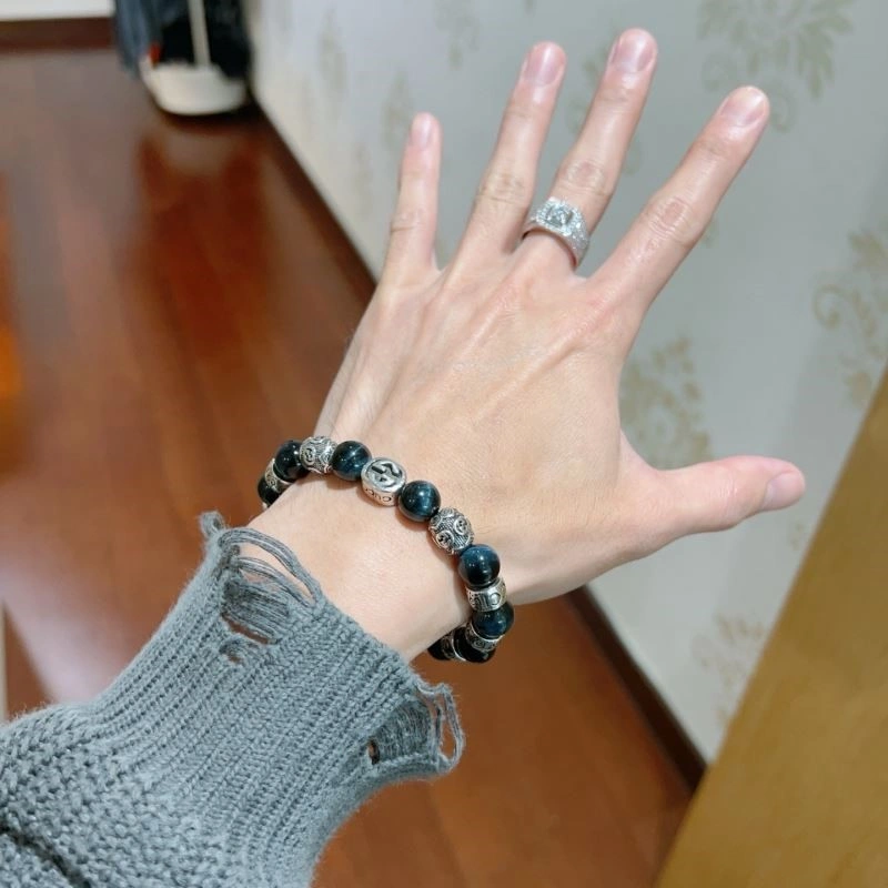 Value-priced Gucci Bracelets