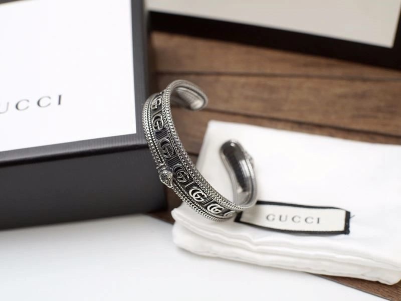 Precise copy Gucci Bracelets