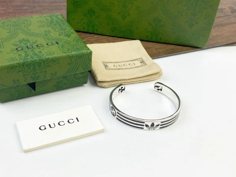 1:1 copy Gucci Bracelets