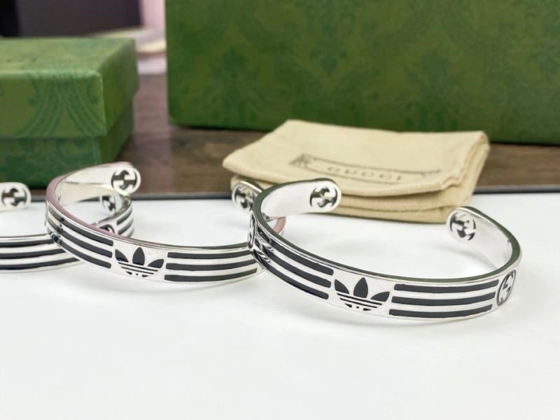1:1 copy Gucci Bracelets