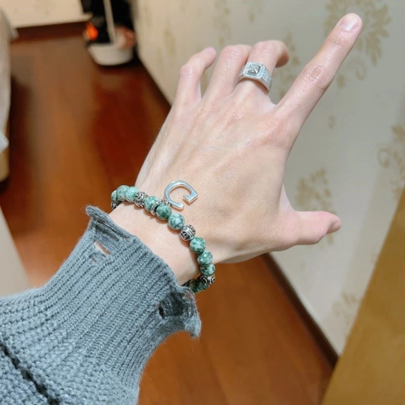 Indistinguishable Gucci Bracelets