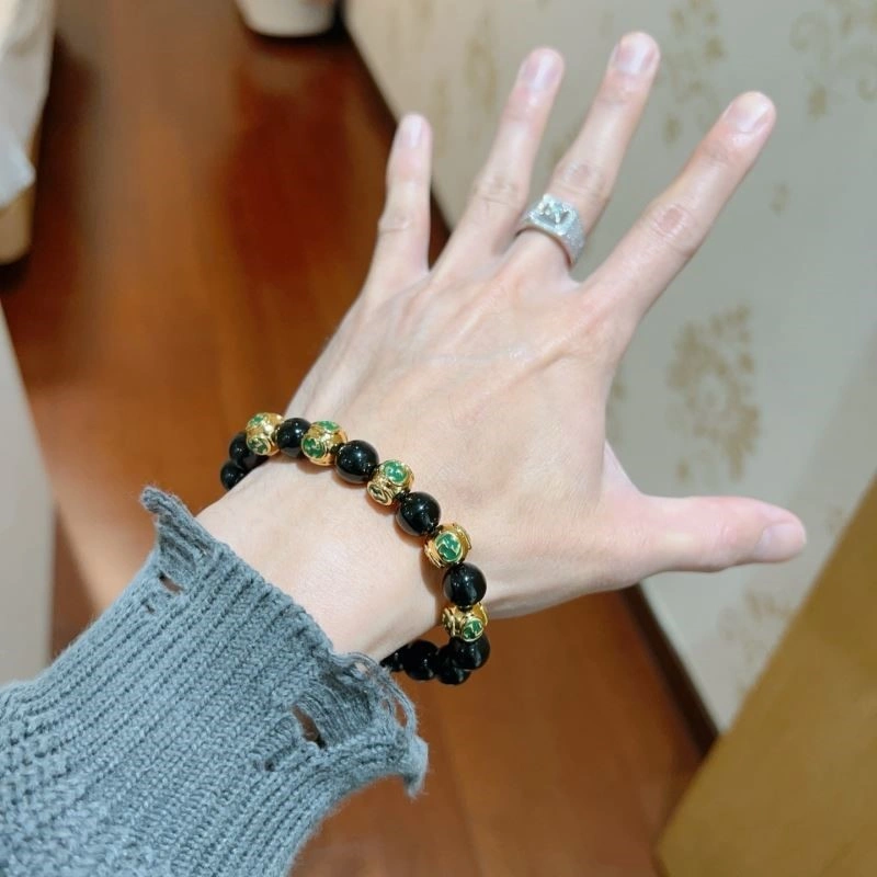 Indistinguishable Gucci Bracelets